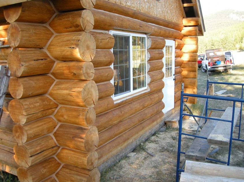Log Home Restoration & Refinishing - Log & Timber Works